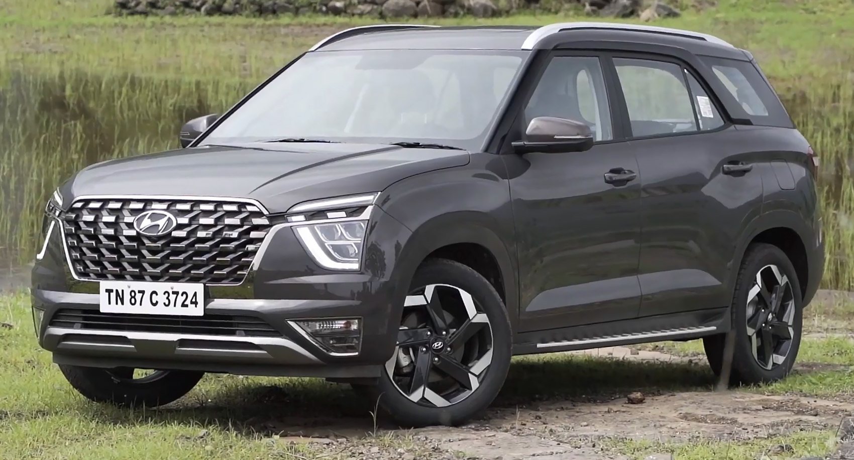 Hyundai Alcazar technical specifications and fuel economy